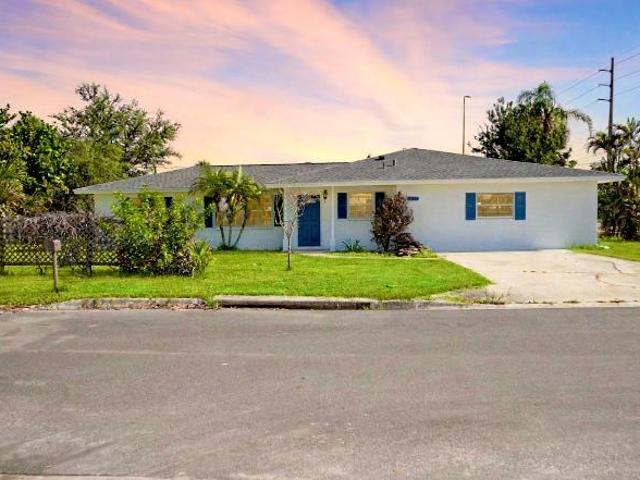 3 Br, 2 bath, Single Family 1796 Florence Ave