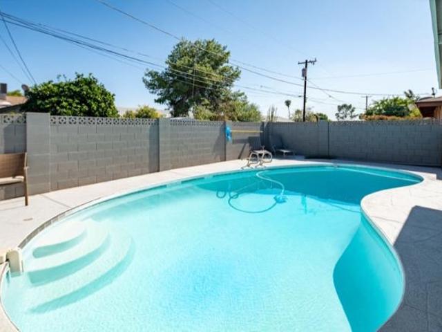 3 Br, 2 bath, Single Family 1801 N Bridalwreath St