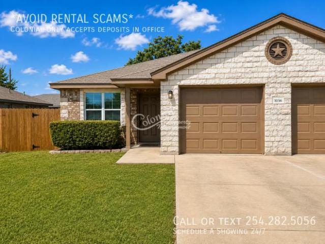 3 Br, 2 bath, Single Family 1806 Aztec Trce
