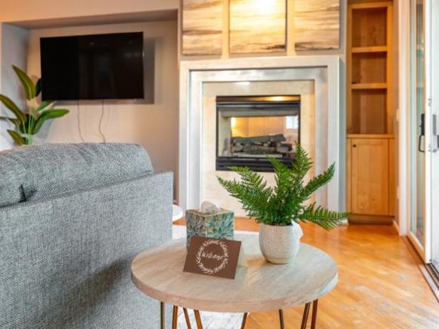 3 Br, 2 bath, Single Family 180 Juniper Ave