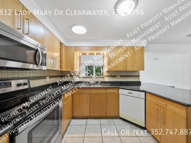 3 Br, 2 bath, Single Family 1812 Lady Mary Dr