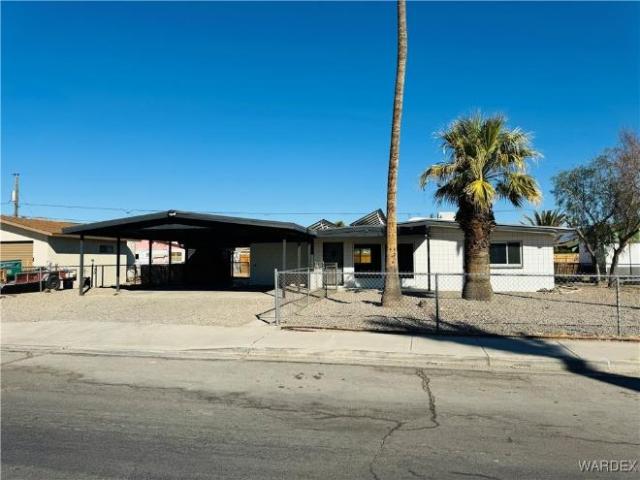 3 Br, 2 bath, Single Family 1845 Riviera Boulevard