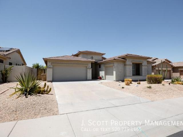 3 Br, 2 bath, Single Family 18462 W Western Star Blvd