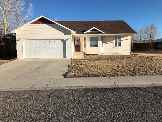 3 Br, 2 bath, Single Family 1854 Natalia Way