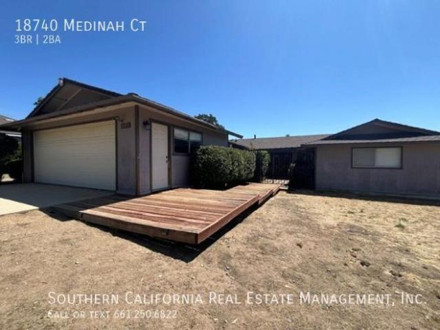 3 Br, 2 bath, Single Family 18740 Medinah Ct