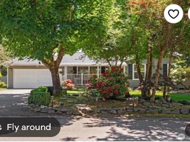 3 Br, 2 bath, Single Family 18950 80th Ave Ct E