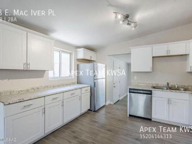3 Br, 2 bath, Single Family 18 E Mac Iver Pl