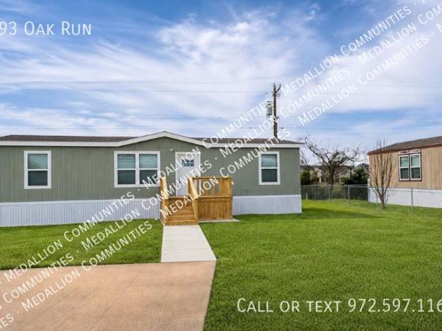 3 Br, 2 bath, Single Family 193 Oak Run