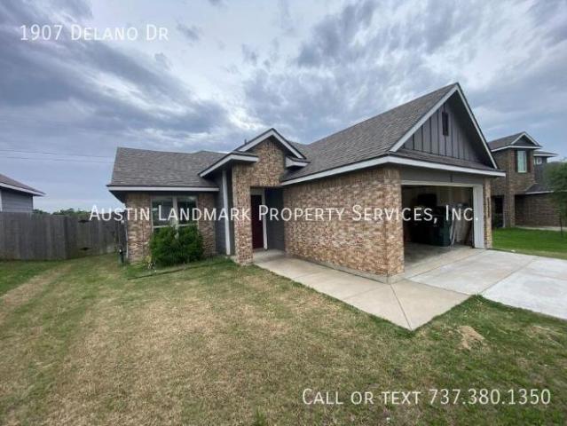 3 Br, 2 bath, Single Family 1907 Delano Dr