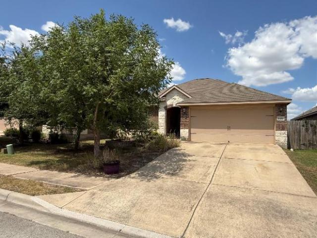 3 Br, 2 bath, Single Family 19208 Ellary Ln
