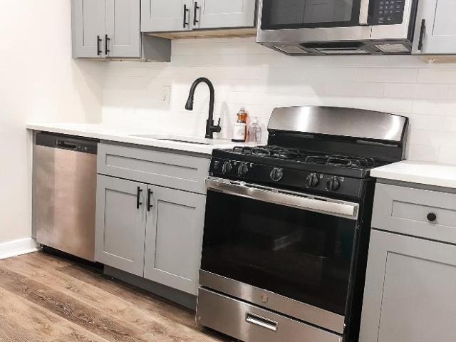 3 Br, 2 bath, Single Family 1931 S Bonsall St