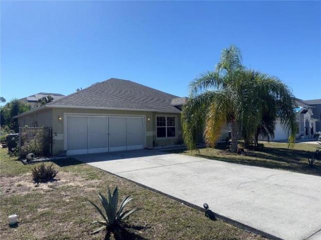 3 Br, 2 bath, Single Family 1956 Myakka Ct