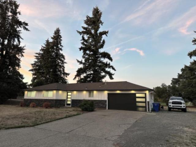 3 Br, 2 bath, Single Family 19631 S Kalal Ct