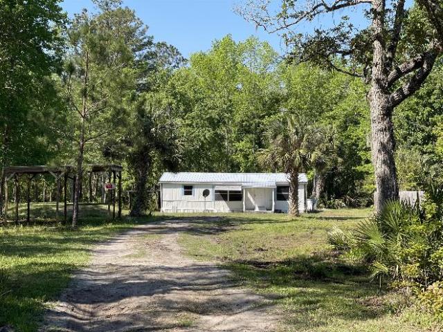3 Br, 2 bath, Single Family 103 Sherri Lee Terrace