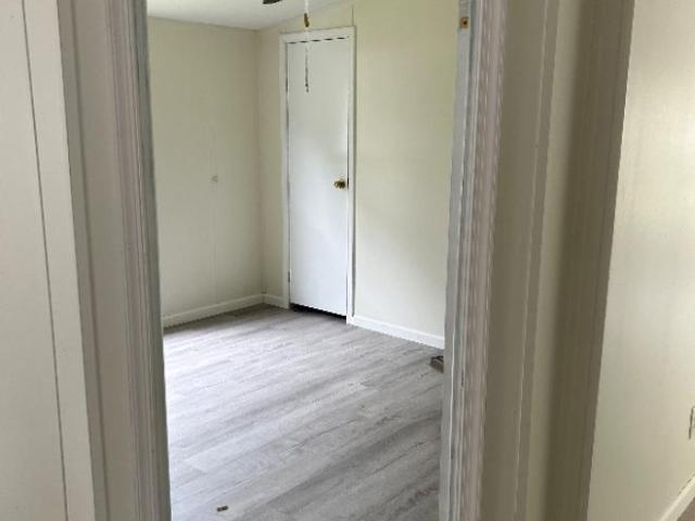 3 Br, 2 bath, Single Family 10012 Hayes Landing Rd