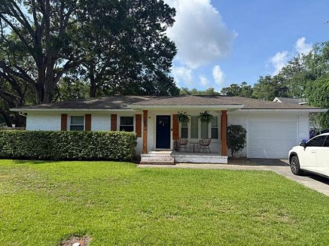3 Br, 2 bath, Single Family 1003 Bradford Ave