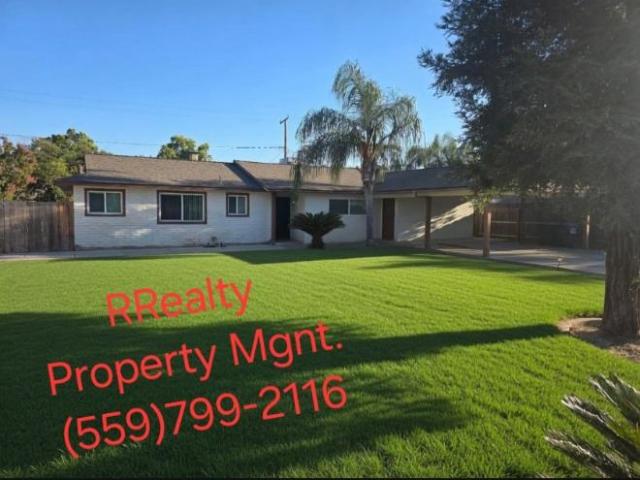 3 Br, 2 bath, Single Family 1005 W Cambridge Ave