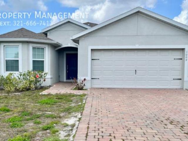 3 Br, 2 bath, Single Family 1009 NE 11th St