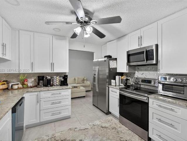 3 Br, 2 bath, Single Family 100 Miramar Avenue