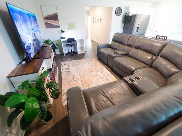 3 Br, 2 bath, Single Family 1014 S Welcome Rd