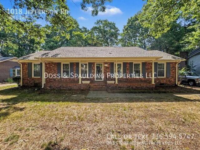 3 Br, 2 bath, Single Family 1018 Jefferson Rd