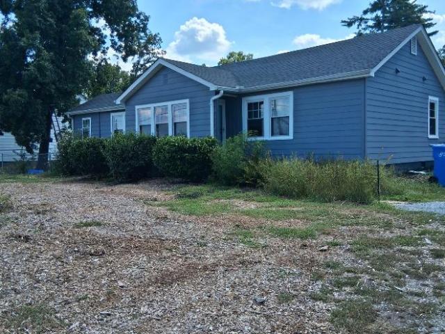 3 Br, 2 bath, Single Family 101 Artillery Rd