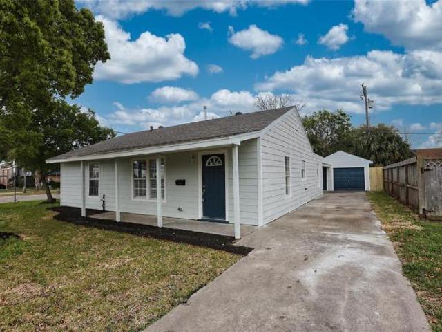 3 Br, 2 bath, Single Family 101 Bonita Ave
