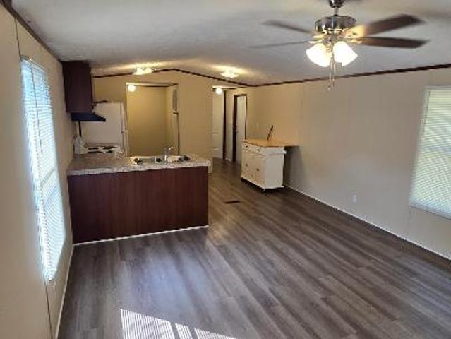 3 Br, 2 bath, Single Family 101 Fairhaven St