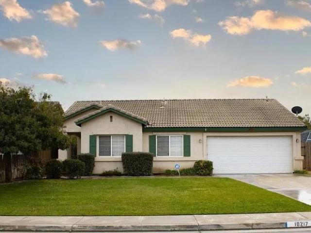 3 Br, 2 bath, Single Family 10217 Polo Saddle Dr