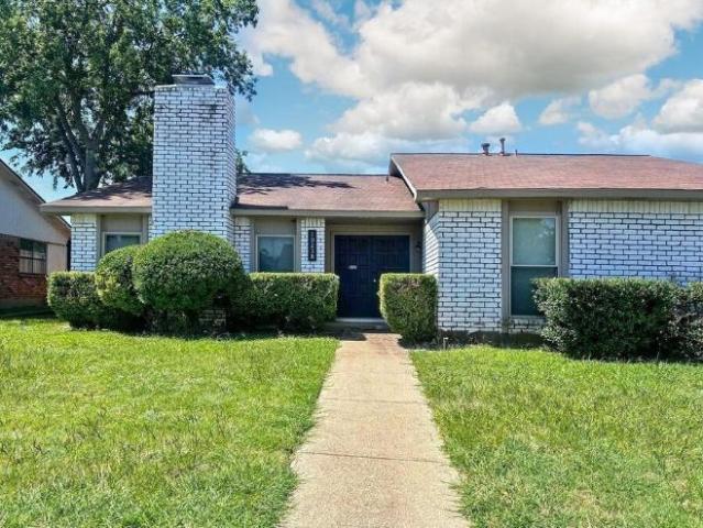 3 Br, 2 bath, Single Family 10238 White Elm Rd