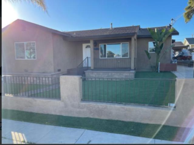 3 Br, 2 bath, Single Family 1023 E 7th St