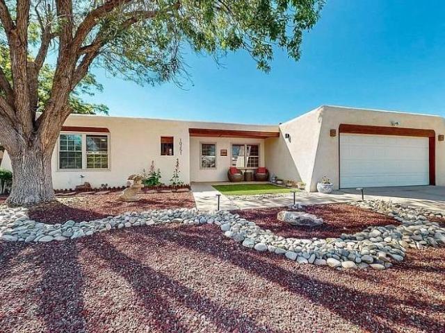 3 Br, 2 bath, Single Family 10251 Rempas Dr NW
