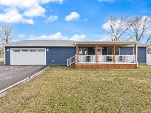 3 Br, 2 bath, Single Family 102 Melanie Lane