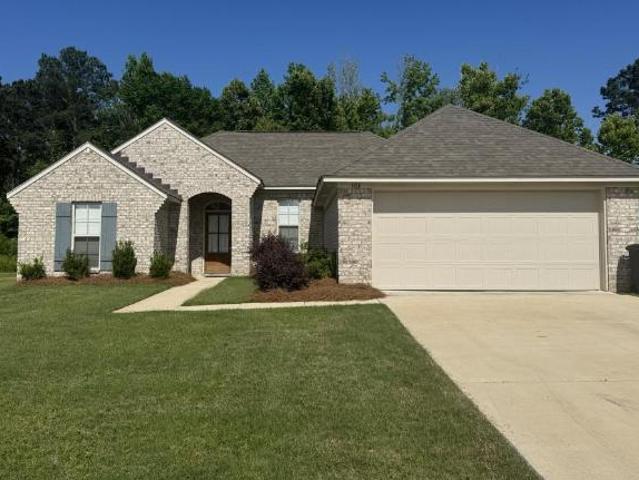 3 Br, 2 bath, Single Family 102 Rotherfield Pl