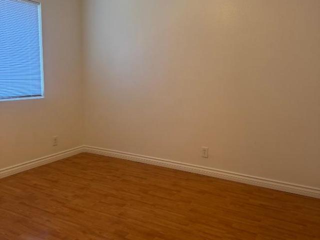 3 Br, 2 bath, Single Family 10324 Vantage St