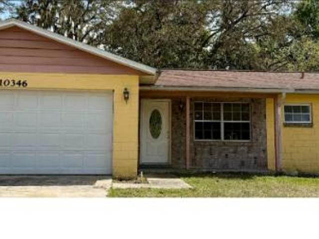 3 Br, 2 bath, Single Family 10346 Arbor Ridge Trl