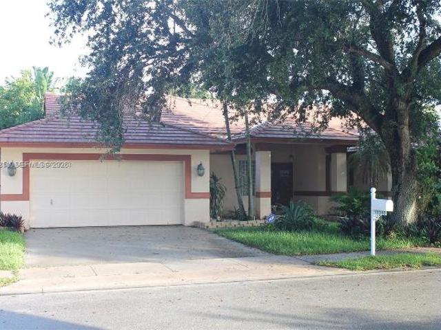 3 Br, 2 bath, Single Family 10340 SW 15th St