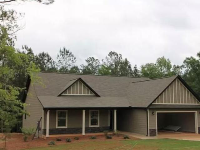 3 Br, 2 bath, Single Family 1040 Matthew Ln