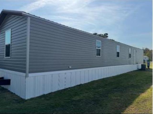 3 Br, 2 bath, Single Family 104 Bunk Dr