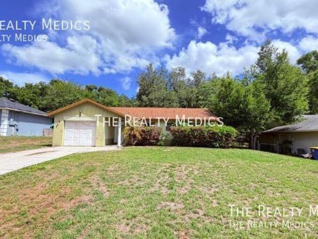 3 Br, 2 bath, Single Family 104 E Osceola St