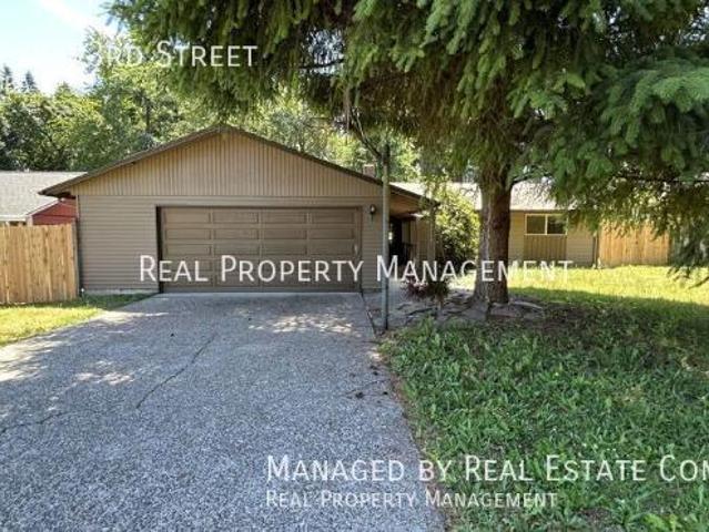 3 Br, 2 bath, Single Family 10513 NE 93rd Street