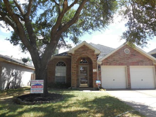 3 Br, 2 bath, Single Family 10523 N Newpark