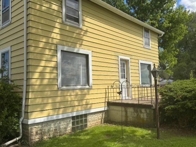 3 Br, 2 bath, Single Family 10530 East 1500 North Road