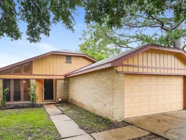 3 Br, 2 bath, Single Family 10559 Twilight Moon Dr