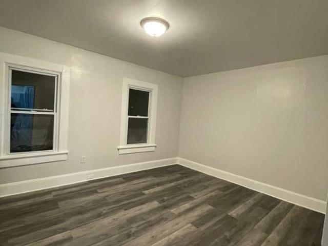 3 Br, 2 bath, Single Family 1057 Euclid Ave