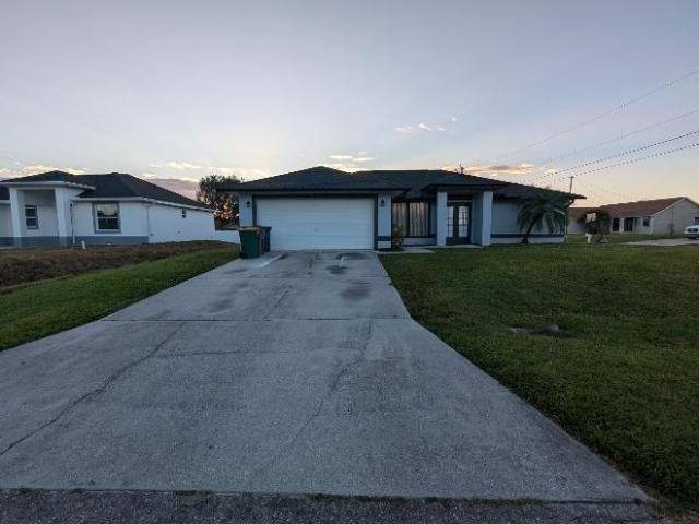 3 Br, 2 bath, Single Family 105 Terry Ave N