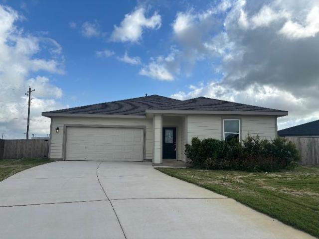 3 Br, 2 bath, Single Family 105 Troubadour Lane