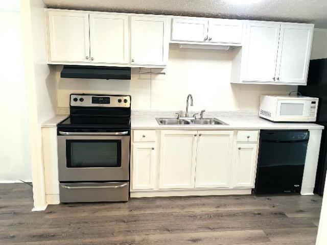 3 Br, 2 bath, Single Family 1062 Nash Mill Rd