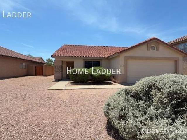 3 Br, 2 bath, Single Family 10665 E Bramble Ave