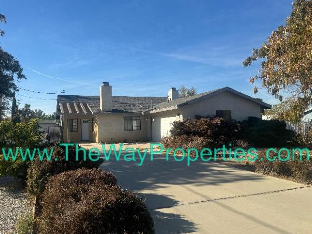 3 Br, 2 bath, Single Family 10660 Cottonwood Avenue